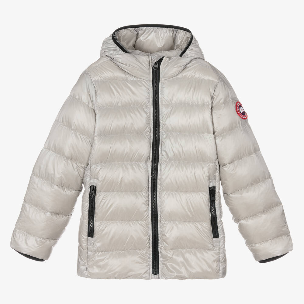 Stay warm with replica Canada Goose jacket from Repgod